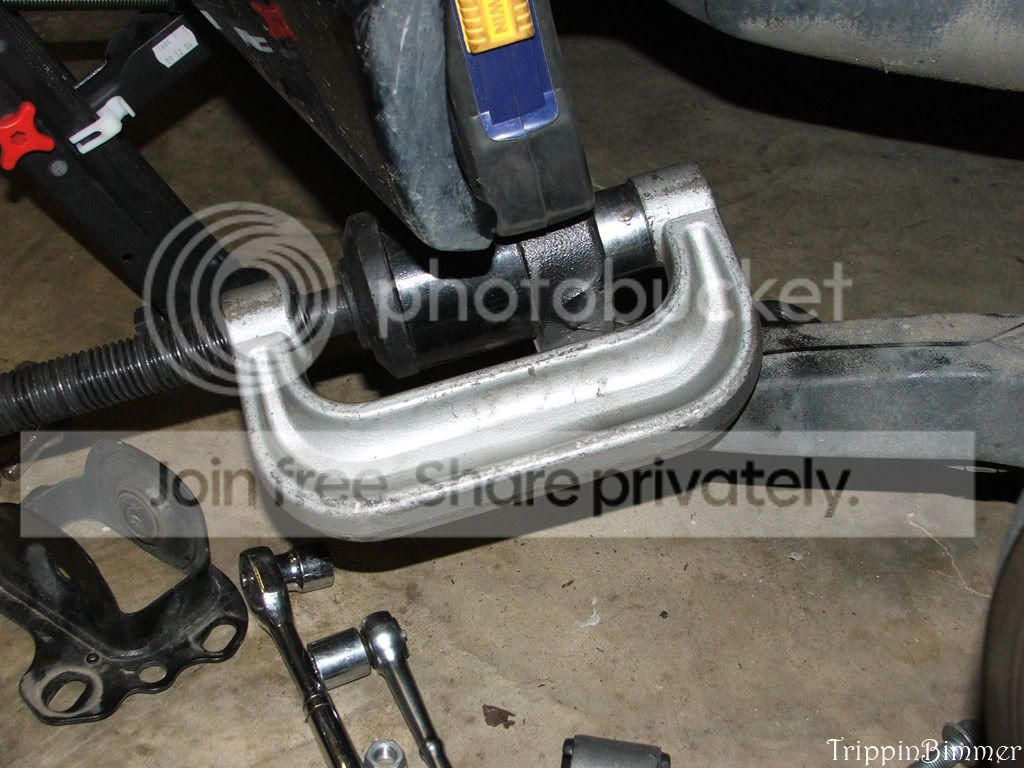 TrippinBimmer DIY: RTAB using BallJoint Removal Tool! (Big C-Clamp ...