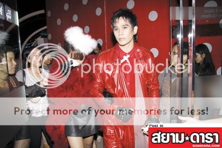 Pei Breaks Down Crying Besides R; Attention Or Hurt Still? | DIRTII Laundry