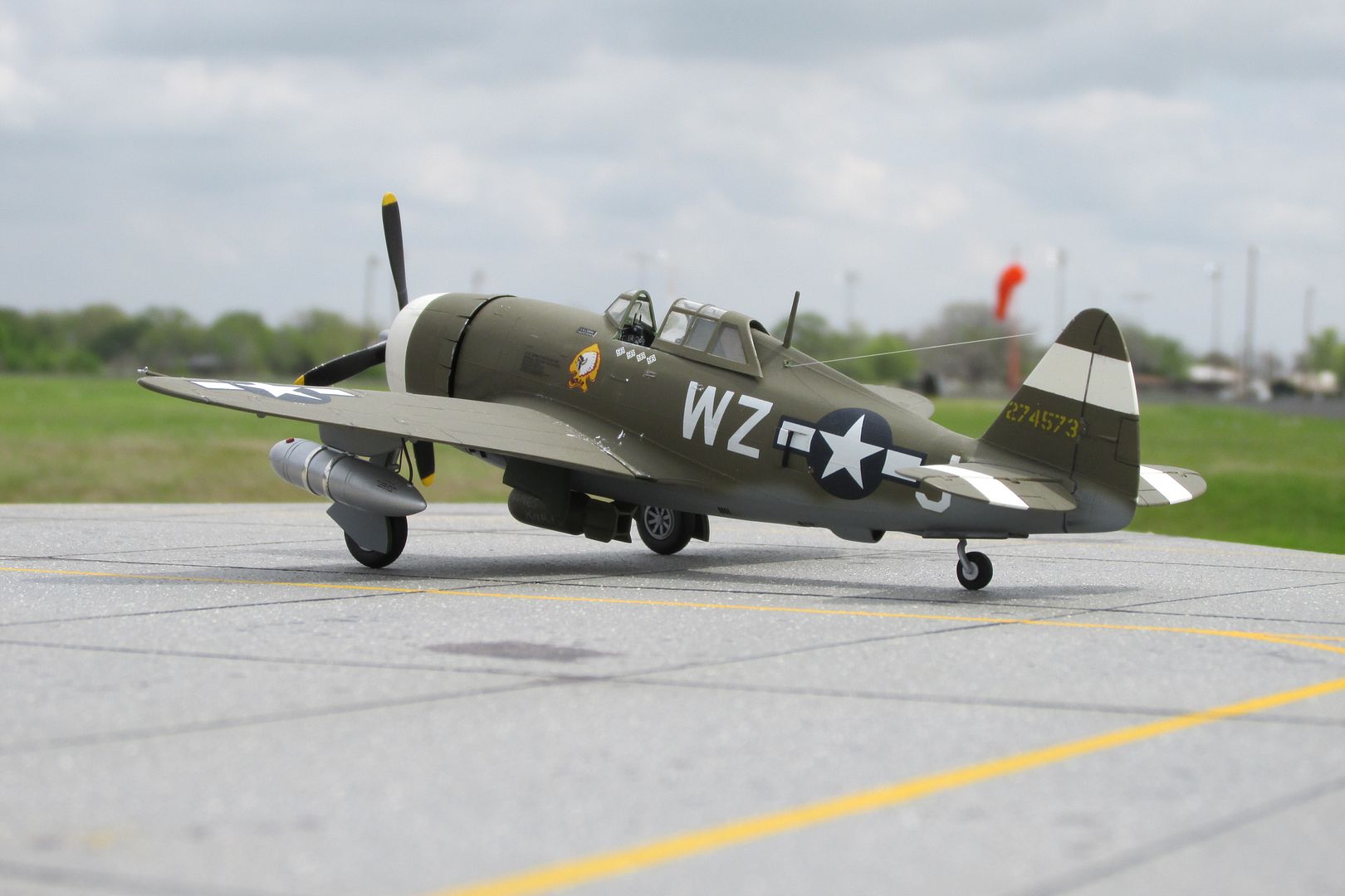 Testors (ex-Hawk) 1/48 Republic P-47D Thunderbolt - Ready for ...