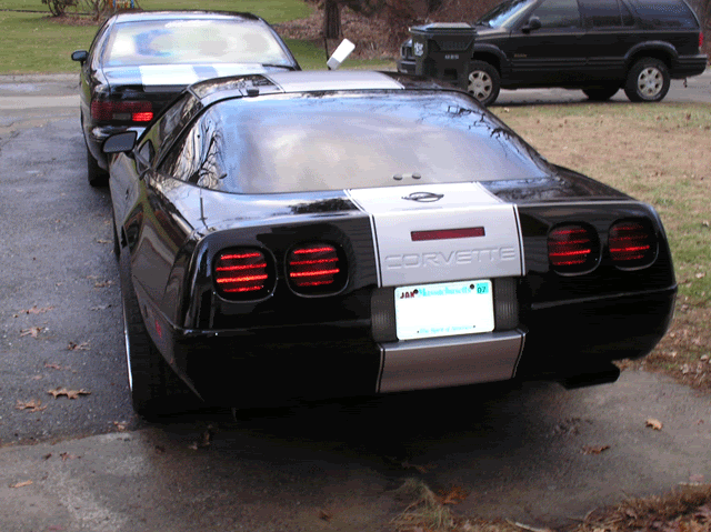 Photo shop request (silver grandsport stripe on black C4 ...